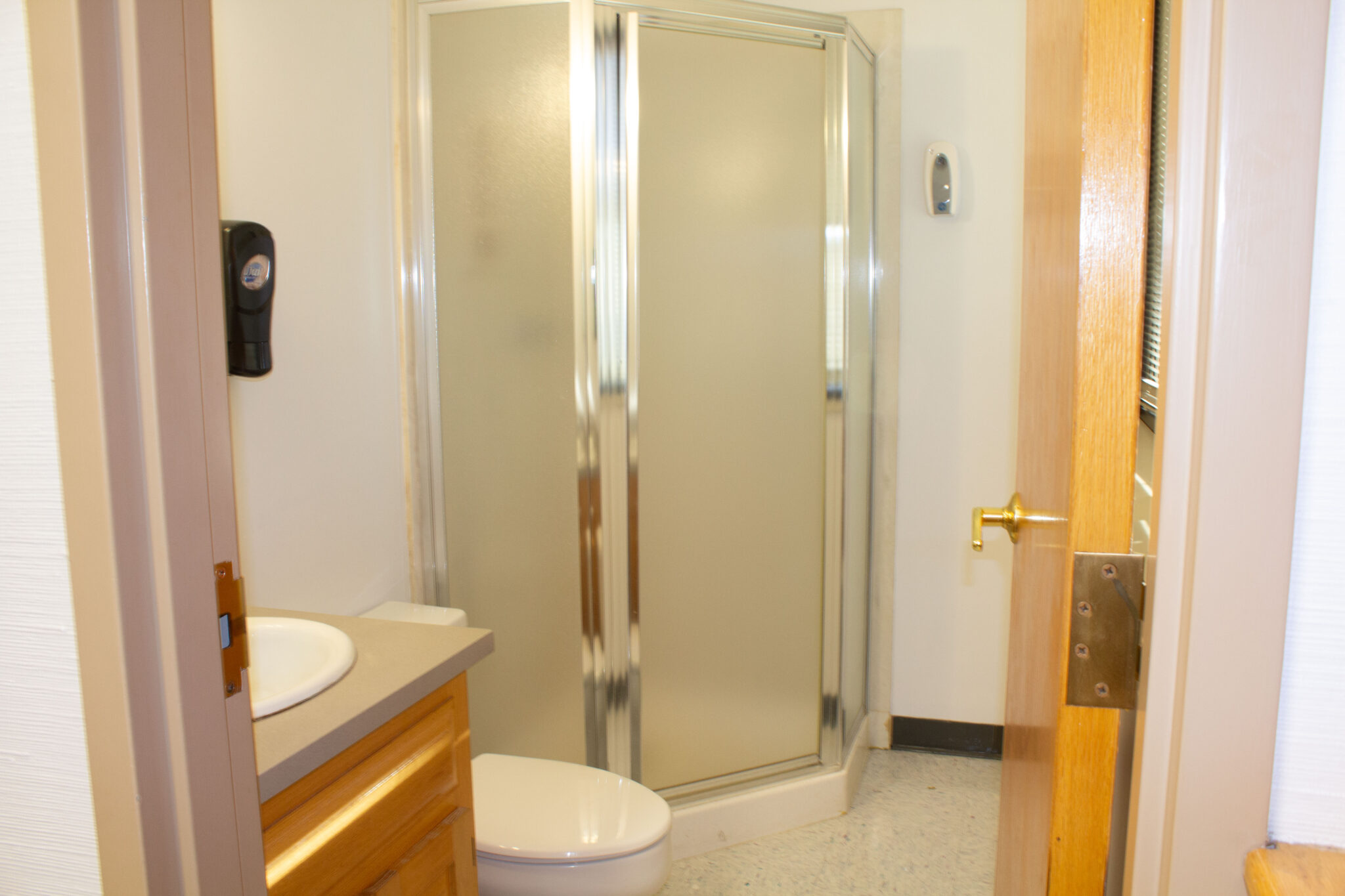 101 Hospital Loop - ARGUS Investment Realty